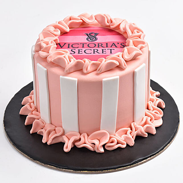 Victorias Secret Glamour Cake uae | Gift Victorias Secret Glamour Cake- FNP