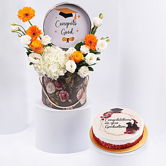 Graduation Flowers Combo In Box With Cake uae | Gift Graduation Flowers ...