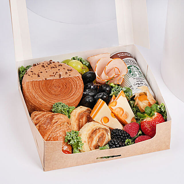 Gourmet Breakfast Box uae | Gift Gourmet Breakfast Box- FNP