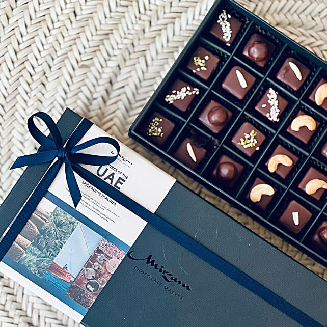 Textures Of The Uae Mixed Truffles Box Of 32 uae | Gift Textures Of The ...