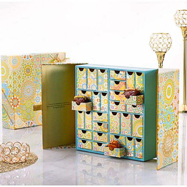 Chroma Calendar uae | Gift Chroma Calendar- FNP