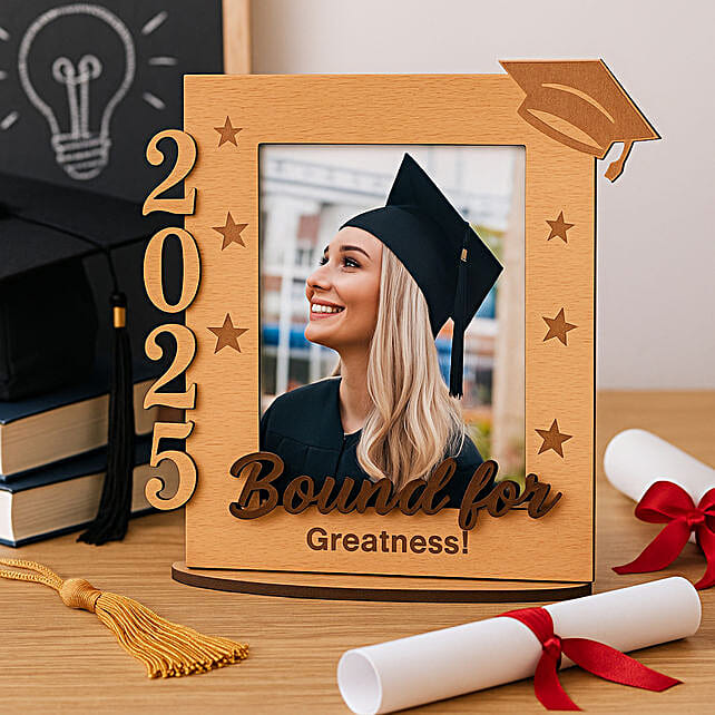 Golden Graduate Frame uae | Gift Golden Graduate Frame- FNP