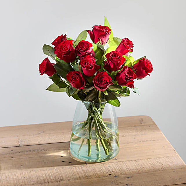 Dozen Luxury Red Roses uk | Gift Dozen Luxury Red Roses- FNP